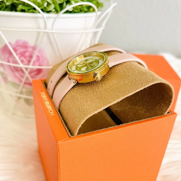 Tory Burch | Accessories | New Tory Burch Gold Small Reva Nude Leather ...